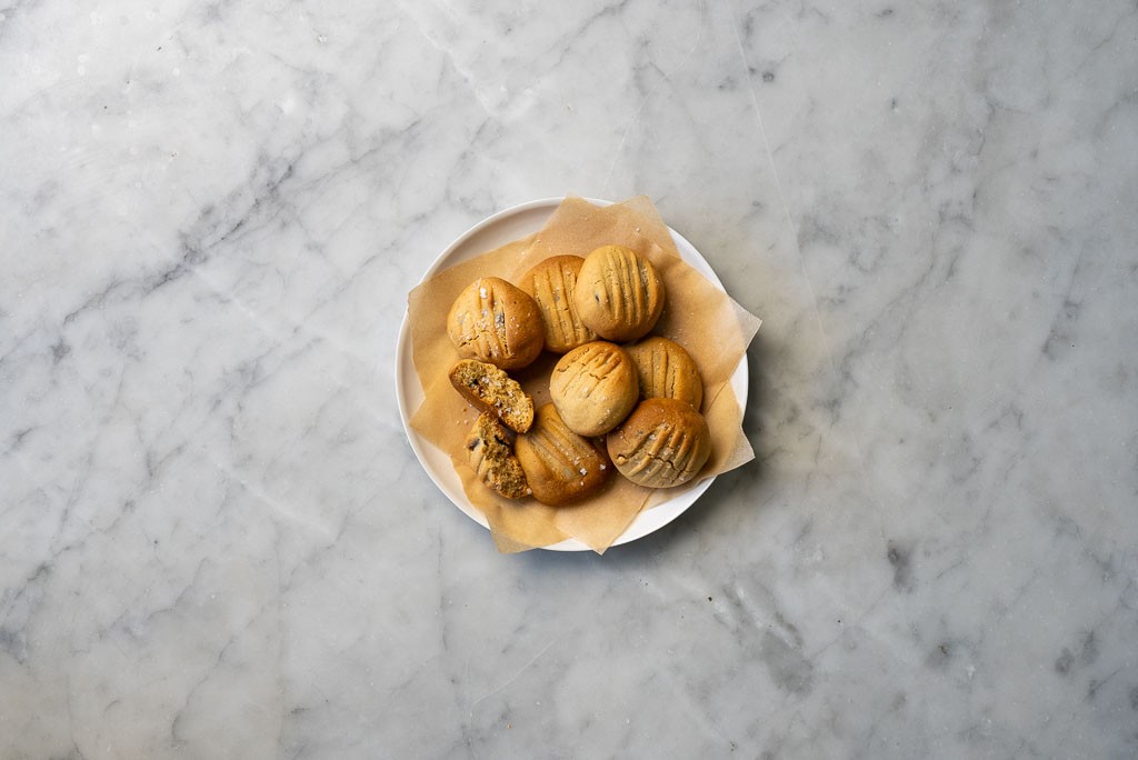 Sarah Grahamʼs Salted Peanut Butter Choc-Chip Cookies Recipe: Verified ...