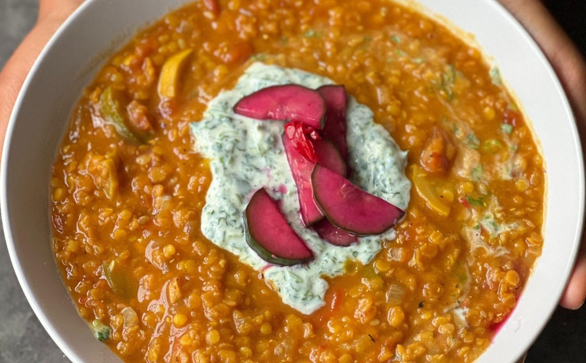 David & Stephen Flynnʼs Summer Lentil Dahl with Pickle and Coriander ...