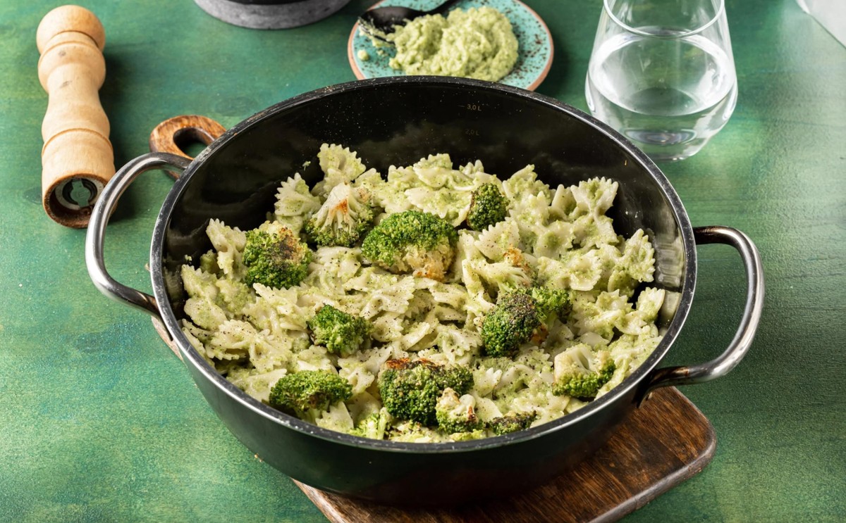 Giorgos Tsoulisʼ Farfalle with Broccoli Pesto Recipe: Verified by ...