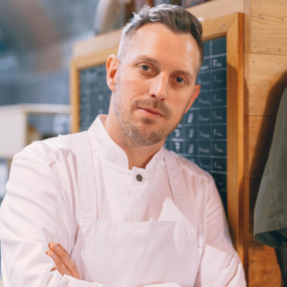 FRANK HAASNOOT: Learn more about Frank Haasnoot