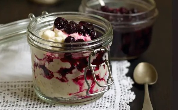 Matt Wilkinsonʼs Rose Geranium Stewed Blueberries with Creamed Rice ...