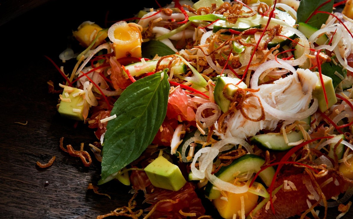 Teage Ezardʼs Blue Swimmer Crab and Pomelo Salad with Toasted Coconut ...
